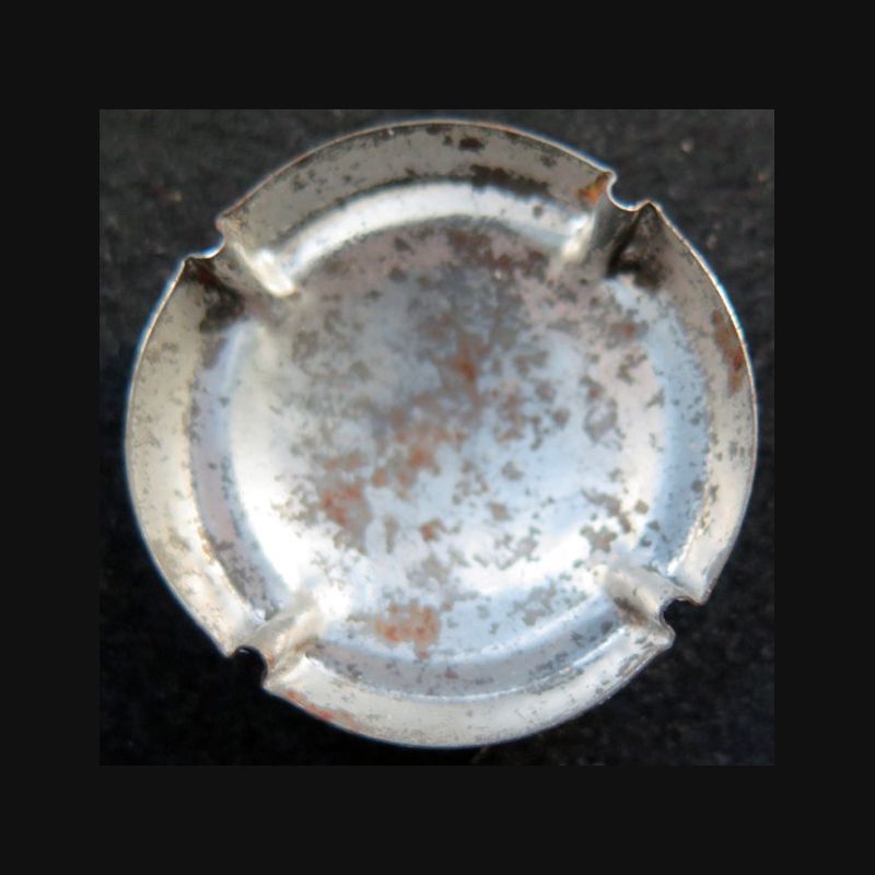 Muselet Les champagnes de vignerons n° 655c tonneau strié noir