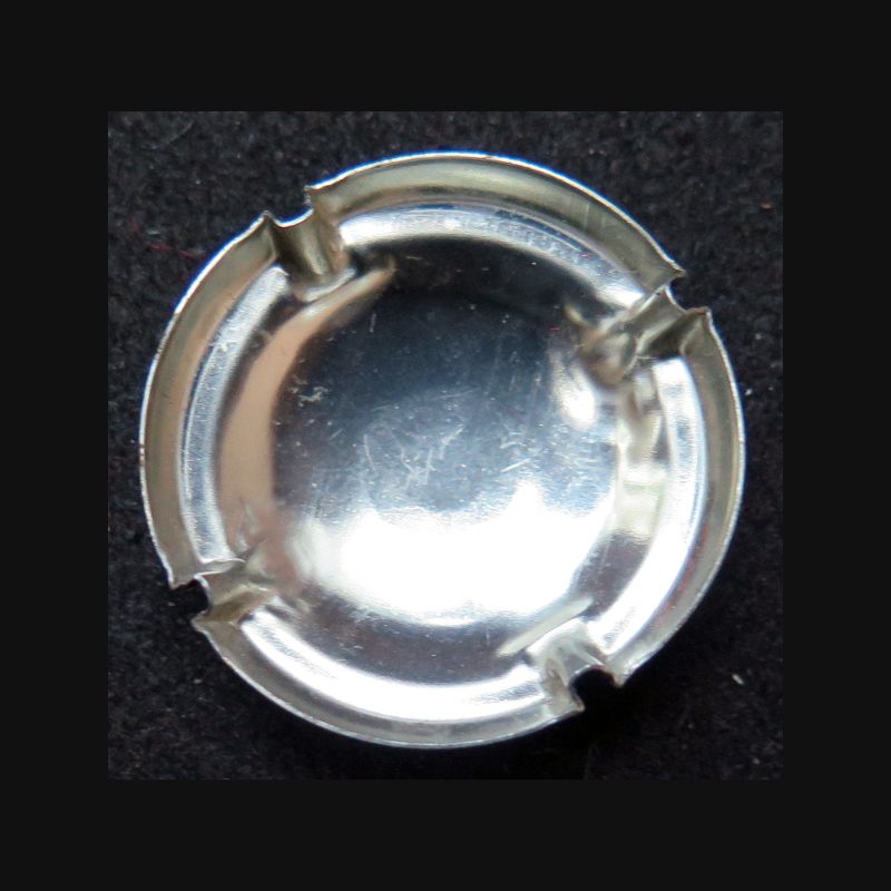 Capsule Muselet de bouteille de Champagne LOMBARD et Cie n° 2