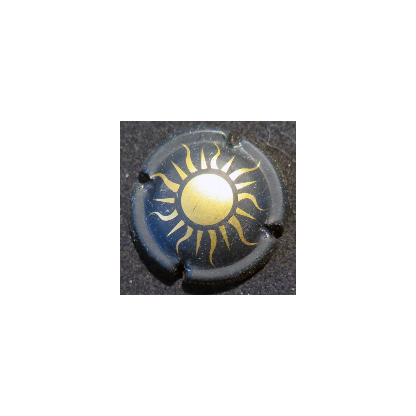 Capsule Muselet de bouteille de champagne générique n° 881b or