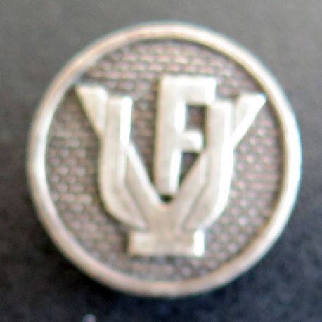UVF : insigne communiste de cadre de l'Union des Vieux de France 1945