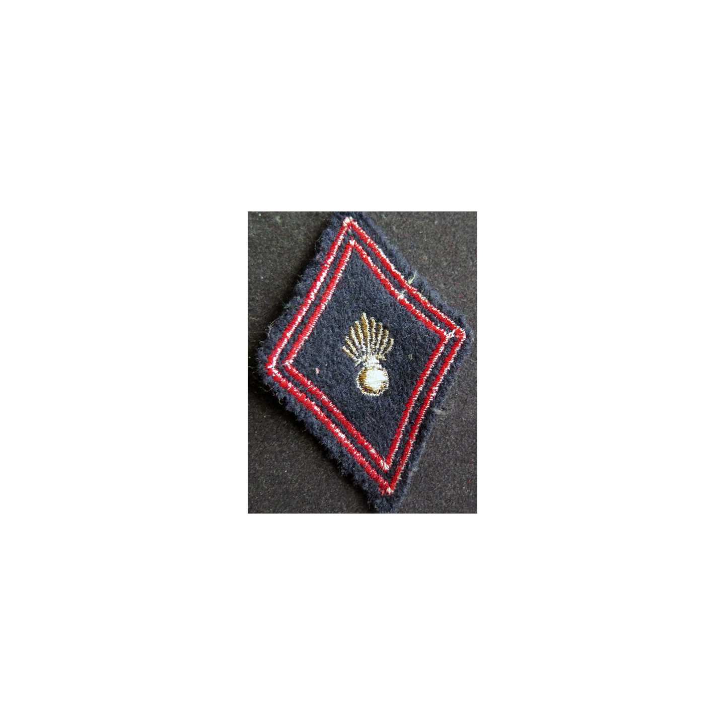 LOSANGE DE BRAS MODÈLE 45 : régiments du génie cadre