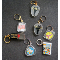 Porte clefs Vintage des années 1950-1960 : 7 Porte Clefs sur la Presse ...
