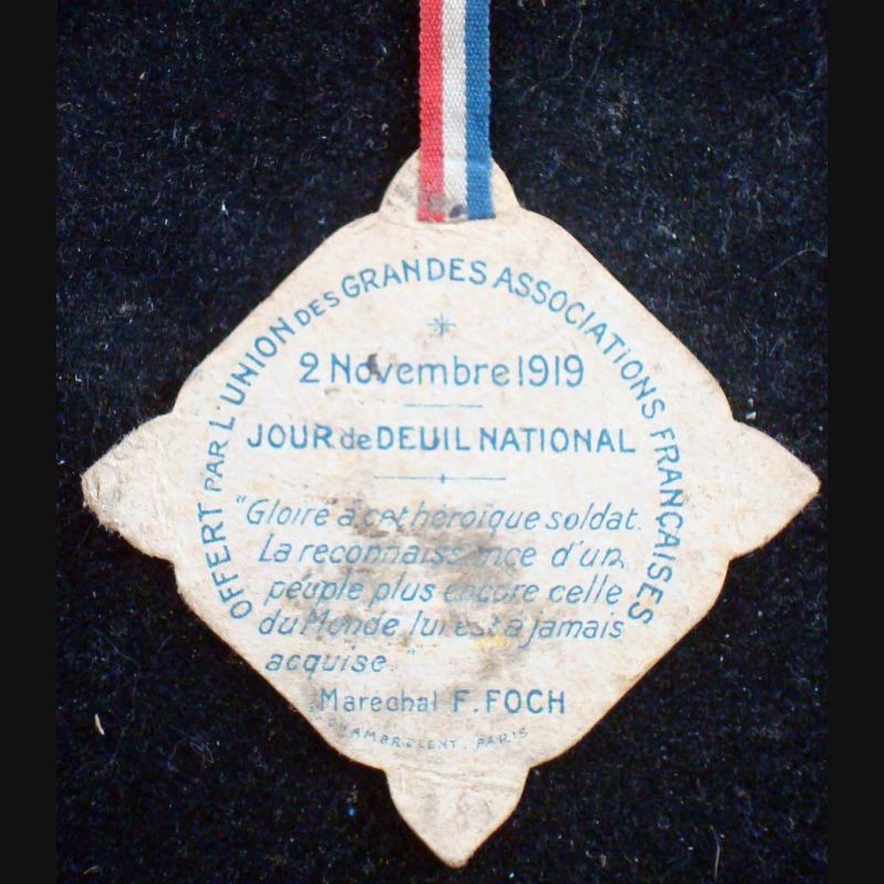 Insigne cartonné du jour de deuil national du 2 novembre 1919