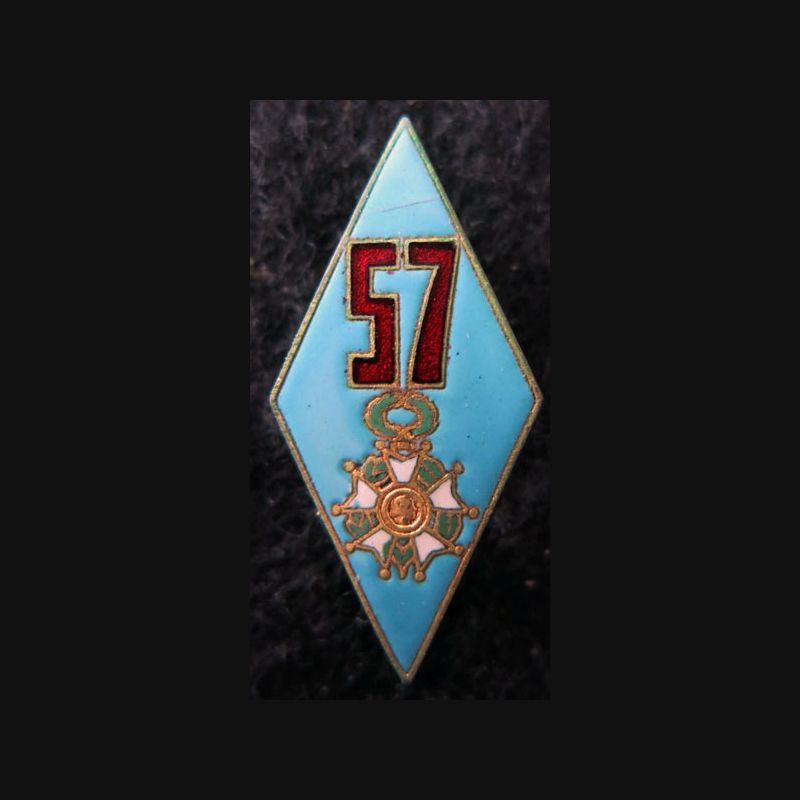 insigne 57° régiment d'infanterie RI Drago Paris G. 431 émail